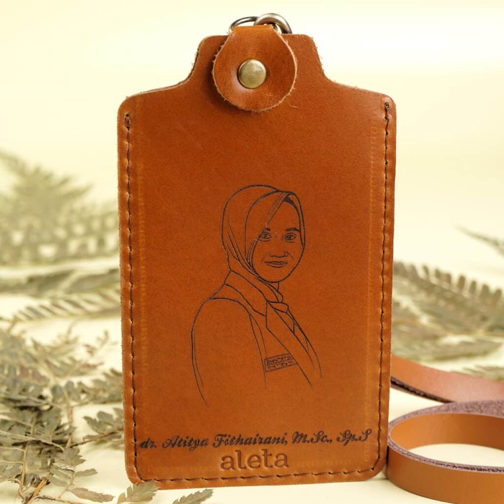 ID Card Kulit Jogja Bisa Jadi Oleh-oleh untuk Bestie - Grosir Kulit Asli